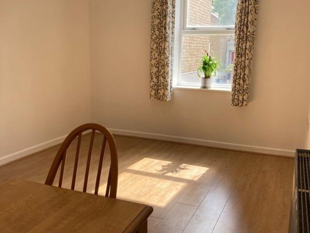 1 Bed Flat, Dairy Farm Place, SE15