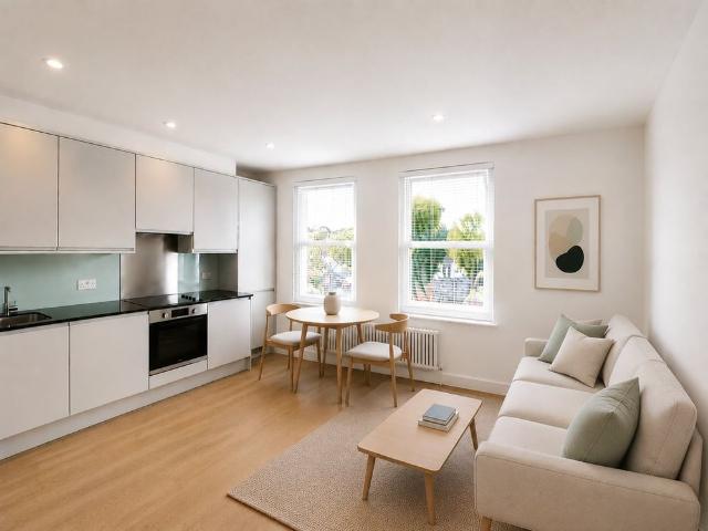1 Bed Flat, Dalling Road, W6