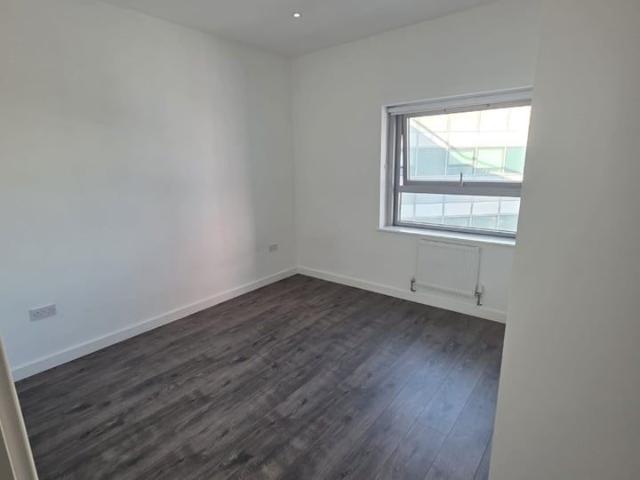 1 Bed Flat, Delta Point, CR0