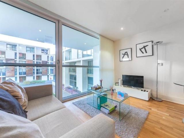 1 Bed Flat, Denison House, E14