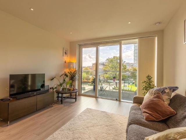 1 Bed Flat, Devan Grove, N4