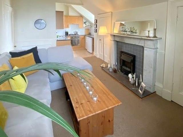 1 Bed Flat, Dowanhill, G12