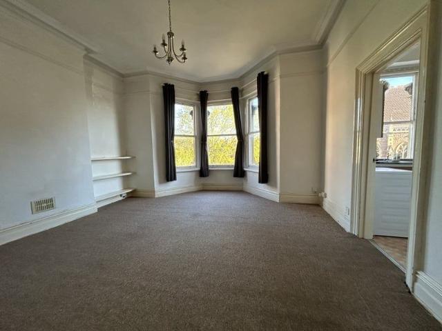 1 Bed Flat, Etloe Road, BS6