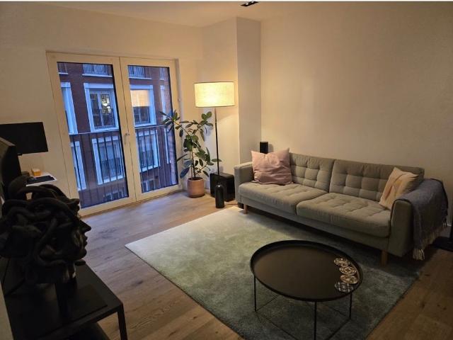 1 Bed Flat, Exchange Gardens, SW8