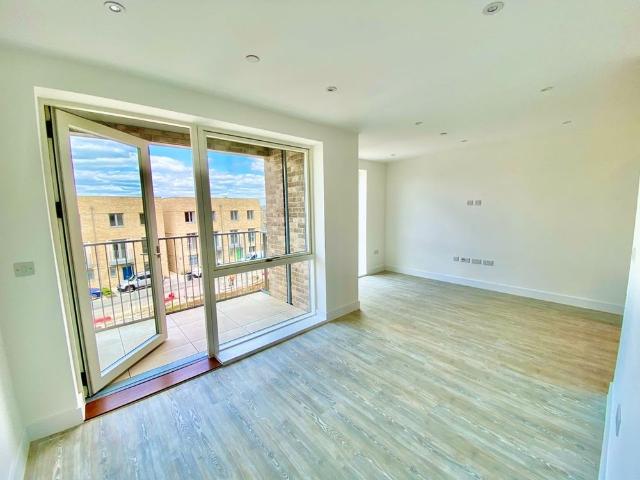 1 Bed Flat, Eagle Street, CB1