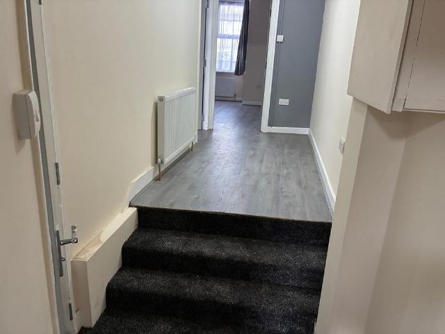 1 Bed Flat, East Ham, E6