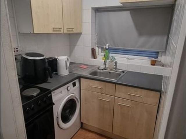 1 Bed Flat, Eastfield Court, LE3