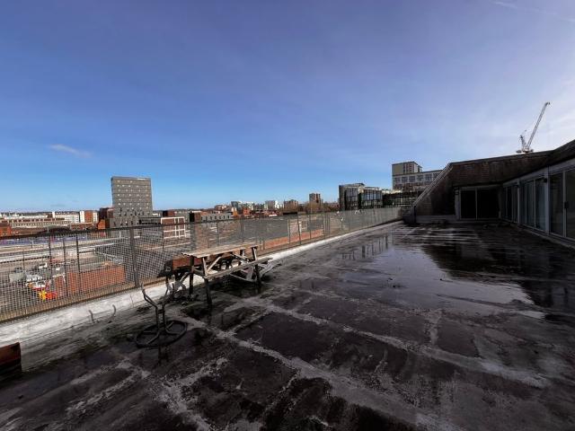1 Bed Flat, Eastgate, LS2