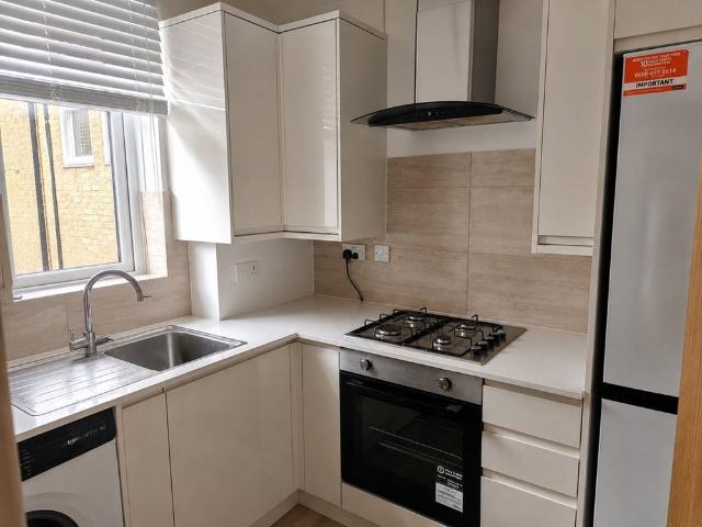 1 Bed Flat, Eaton Rise, W5