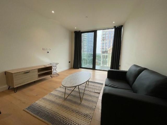 1 Bed Flat, Emery Way, E1W