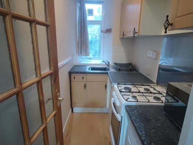 1 Bed Flat, Erskine St, AB24