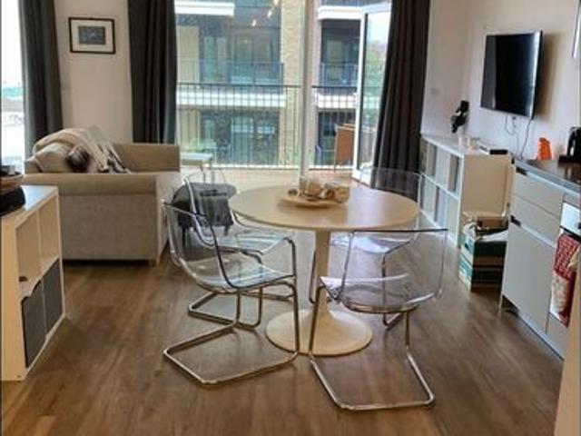 1 Bed Flat, Fairwater House, SW6