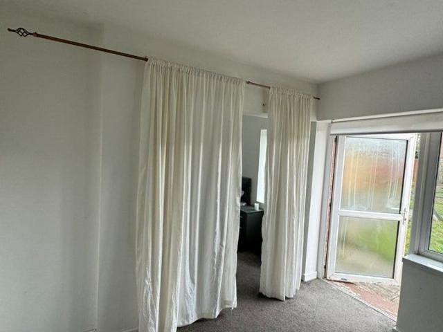 1 Bed Flat, Farm Road, B11
