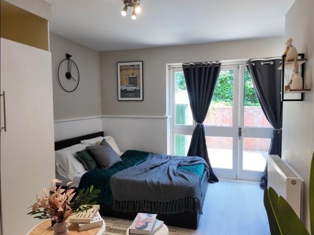 1 Bed Flat, Finchley Road, NW3