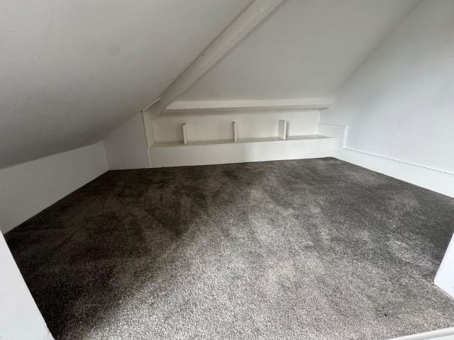 1 Bed Flat, Finsbury Park Road, N4