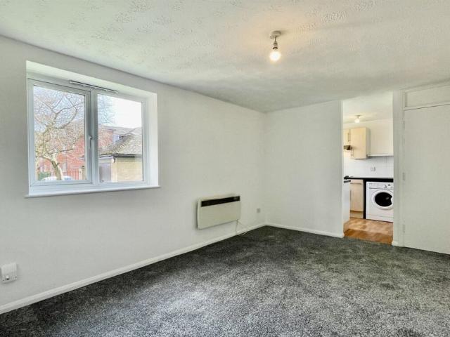 1 bed Flat Flanders Field, Colchester, CO2