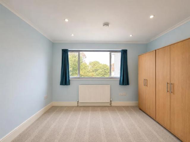 1 Bed Flat for RENT, NW11 MoveHome