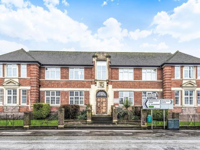 1 Bed Flat For Rent at Broad Street, Copsham House, HP5, United_kingdom