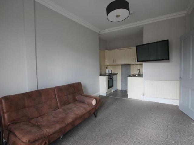 1 bed flat for rent in Dalry