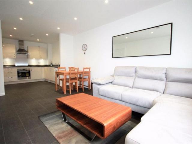 1 bed flat for rent in Pilton