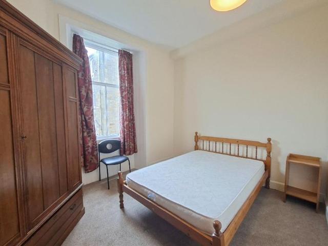 1 bed flat for rent in Sciennes