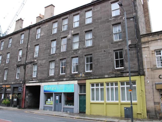 1 bed flat for rent in West End