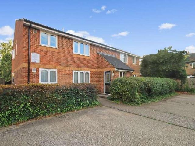 1 bed flat for sale in Chartwell Close, UB6, Greenford