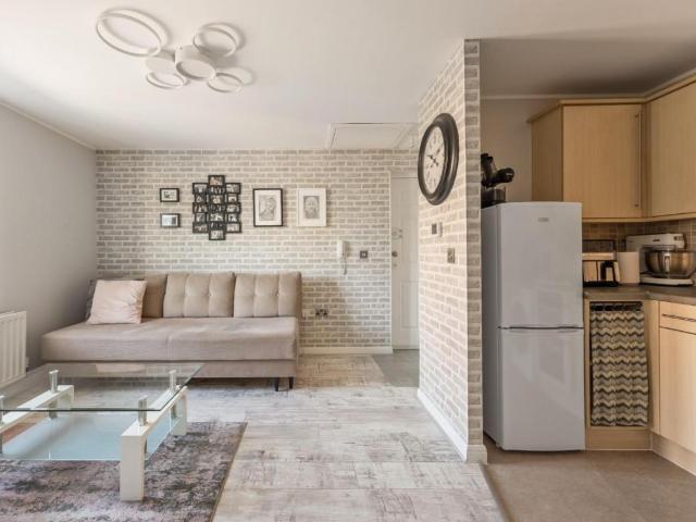 1 bed flat for sale