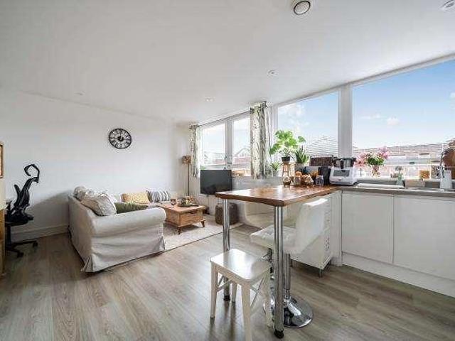 1 bed flat for sale