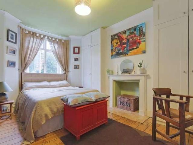 1 bed flat for sale