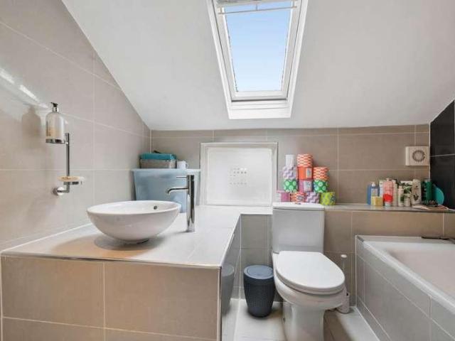 1 bed flat for sale
