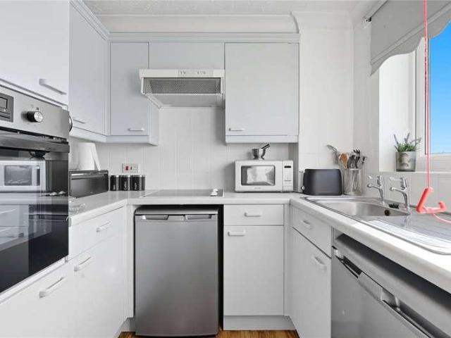 1 bed flat for sale