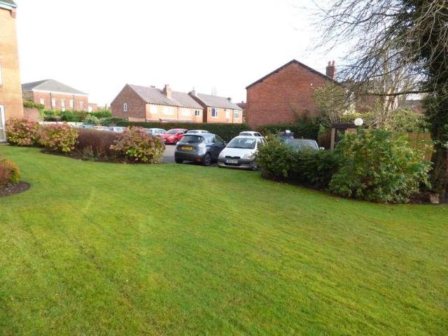 1 bed flat for sale
