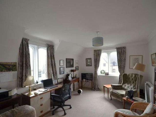 1 bed flat for sale