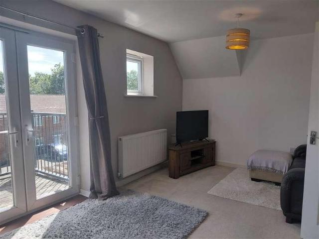 1 bed flat for sale