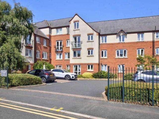 1 bed flat for sale