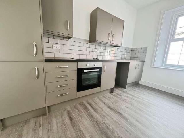 1 bed flat for sale