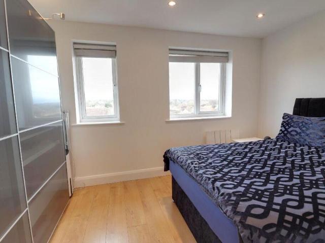 1 bed flat for sale