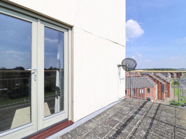 1 bed flat for sale