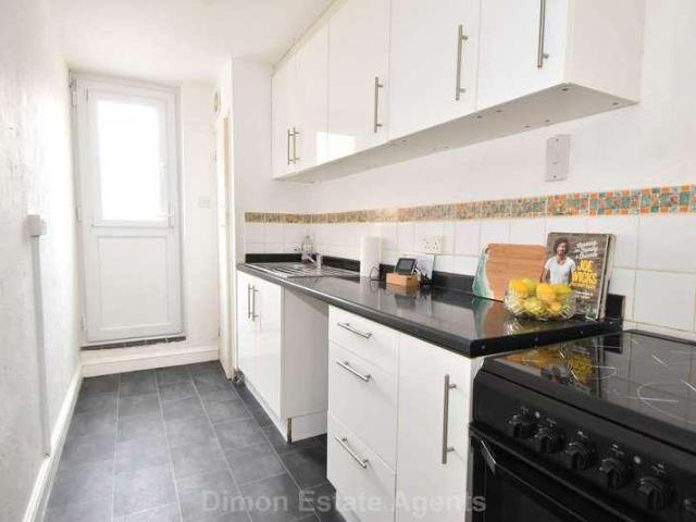 1 bed flat for sale