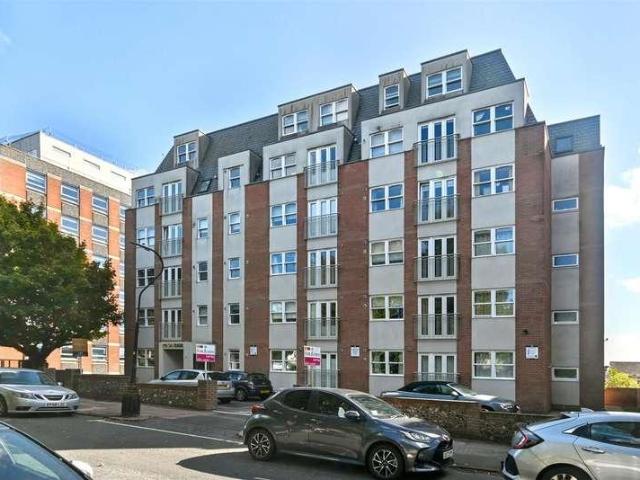 1 bed flat for sale