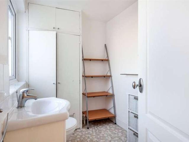 1 bed flat for sale