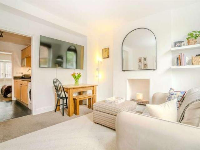 1 bed flat for sale