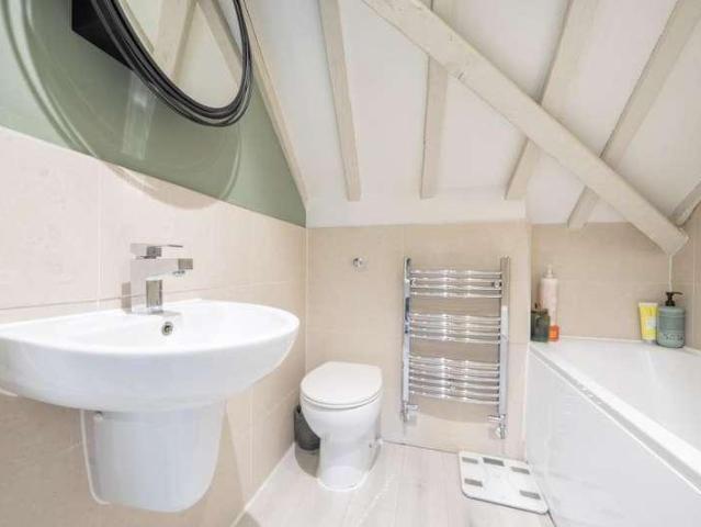 1 bed flat for sale