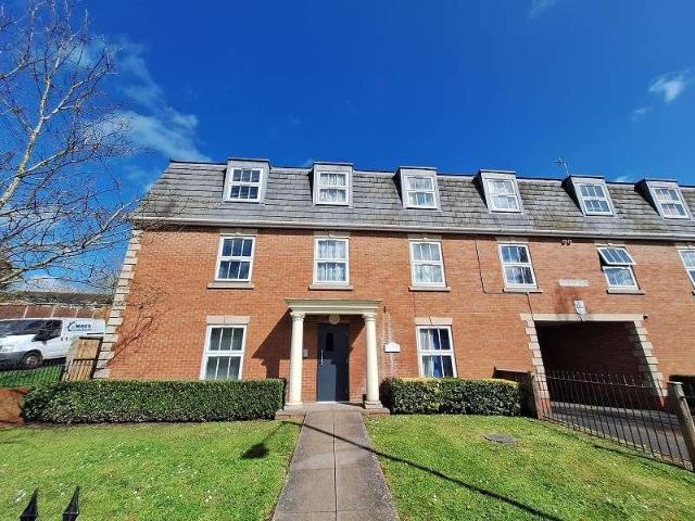 1 bed flat for sale