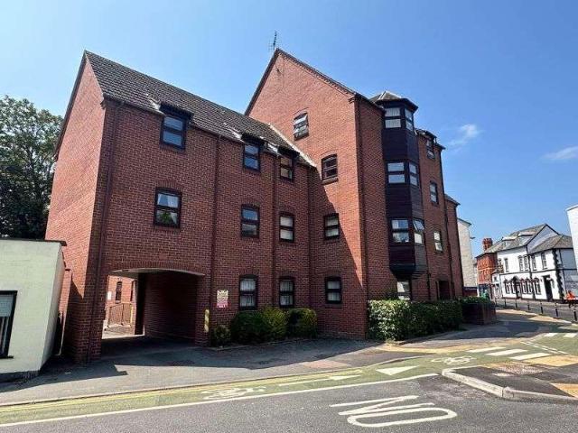 1 bed flat for sale
