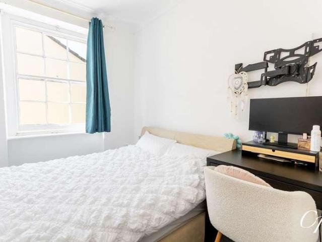 1 bed flat for sale