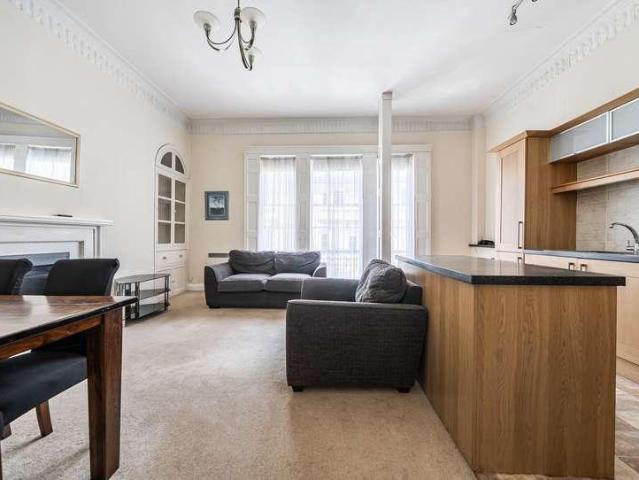 1 bed flat for sale