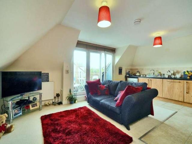 1 bed flat for sale