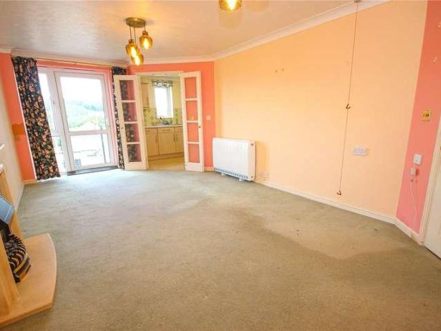 1 bed flat for sale